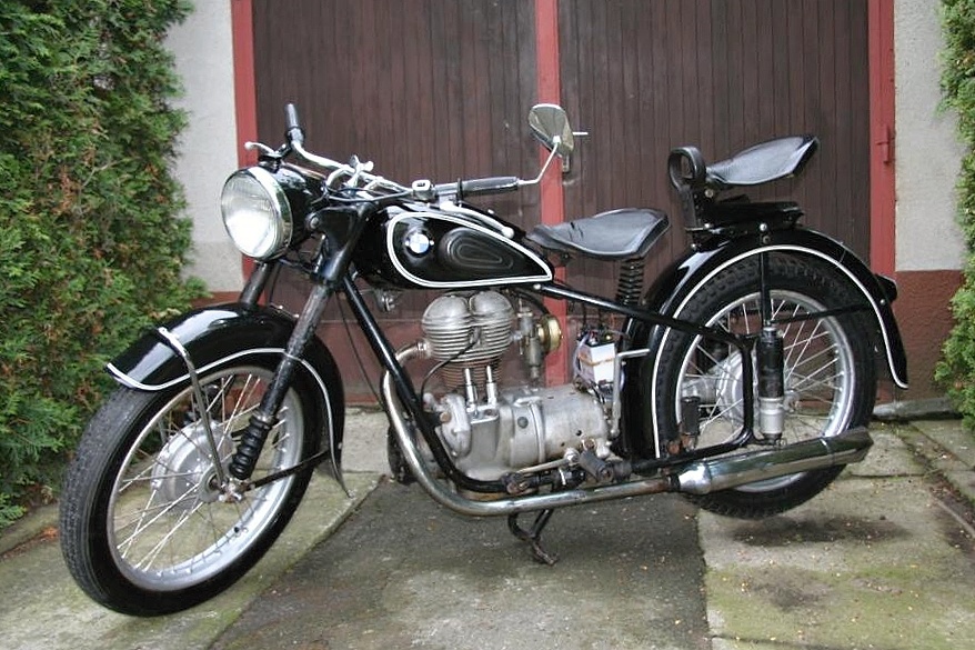(1951) BMW R25 | Galerie | Veteráni i veterán - Oldtimers - Historická ...