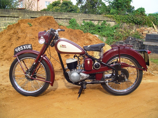 (1959) BSA Bantam D1 125 ccm | Galerie | Veteráni i veterán - Oldtimers ...
