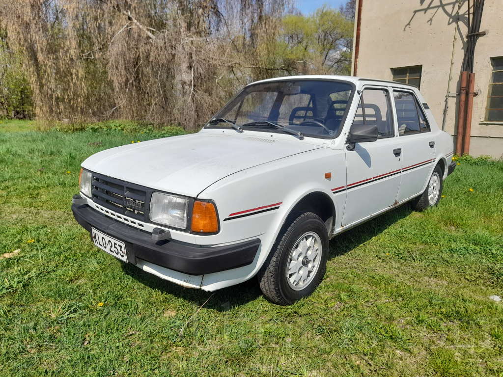 koda-135-gli-veter-ni-i-veter-n-oldtimers-historick-vozidla